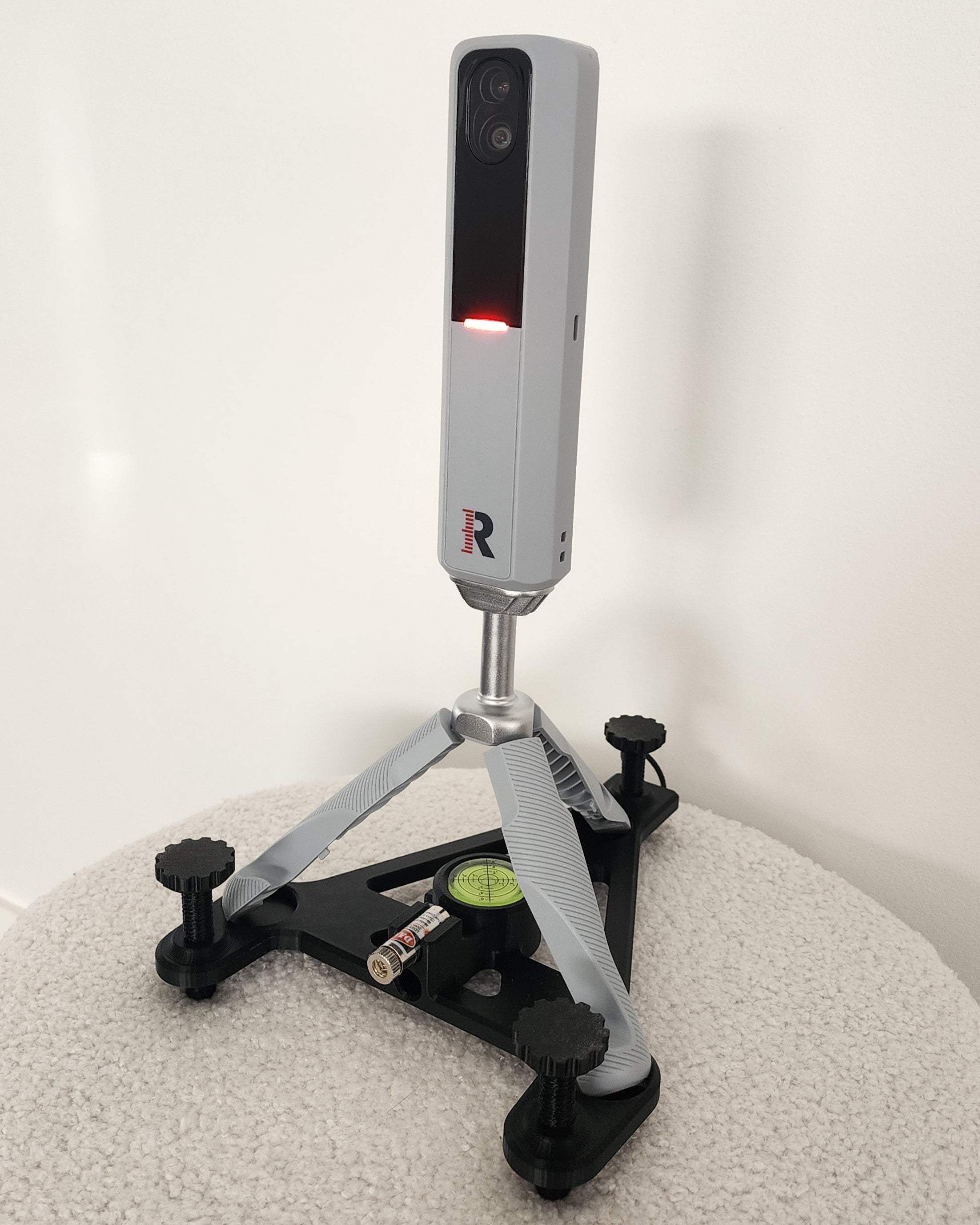 Rapsodo MLM2Pro Alignment Stand – Just Print It 3D